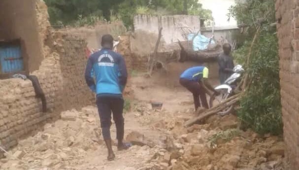 Mongo: 2 enfants meurent suite à l’effondrement d’un mur - Tchad24 TV