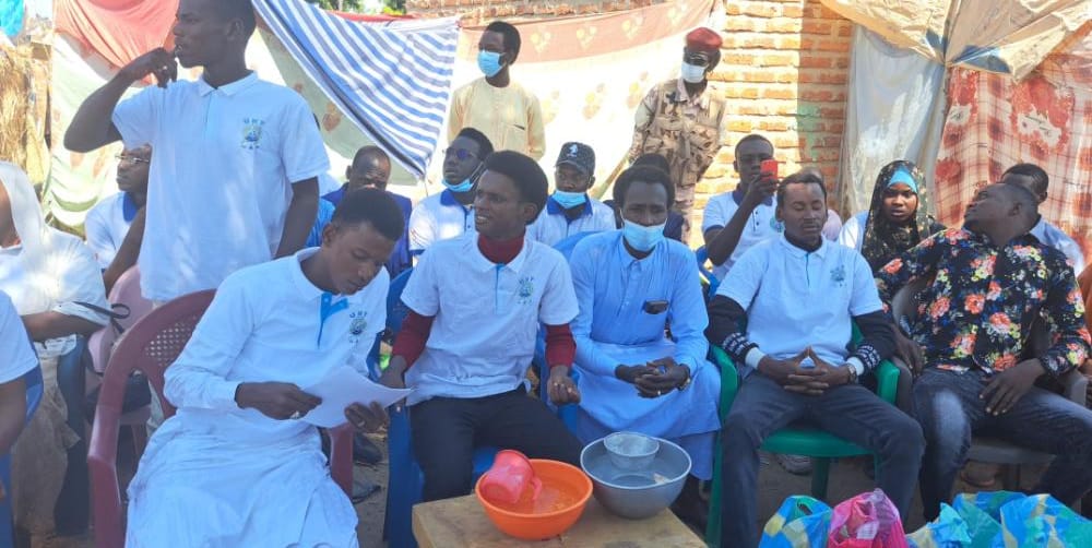 Société/ Les étudiants de l’Université HEC Tchad assistent les ...